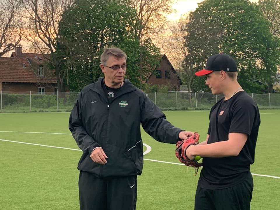AFLYST: Pitching Clinics forår 2020 – Dansk Softball Forbund